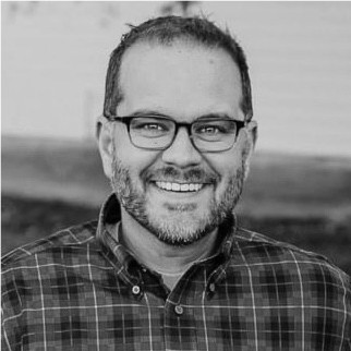 Grant Using Two Trevecca Degrees to Impact First-Generation Students